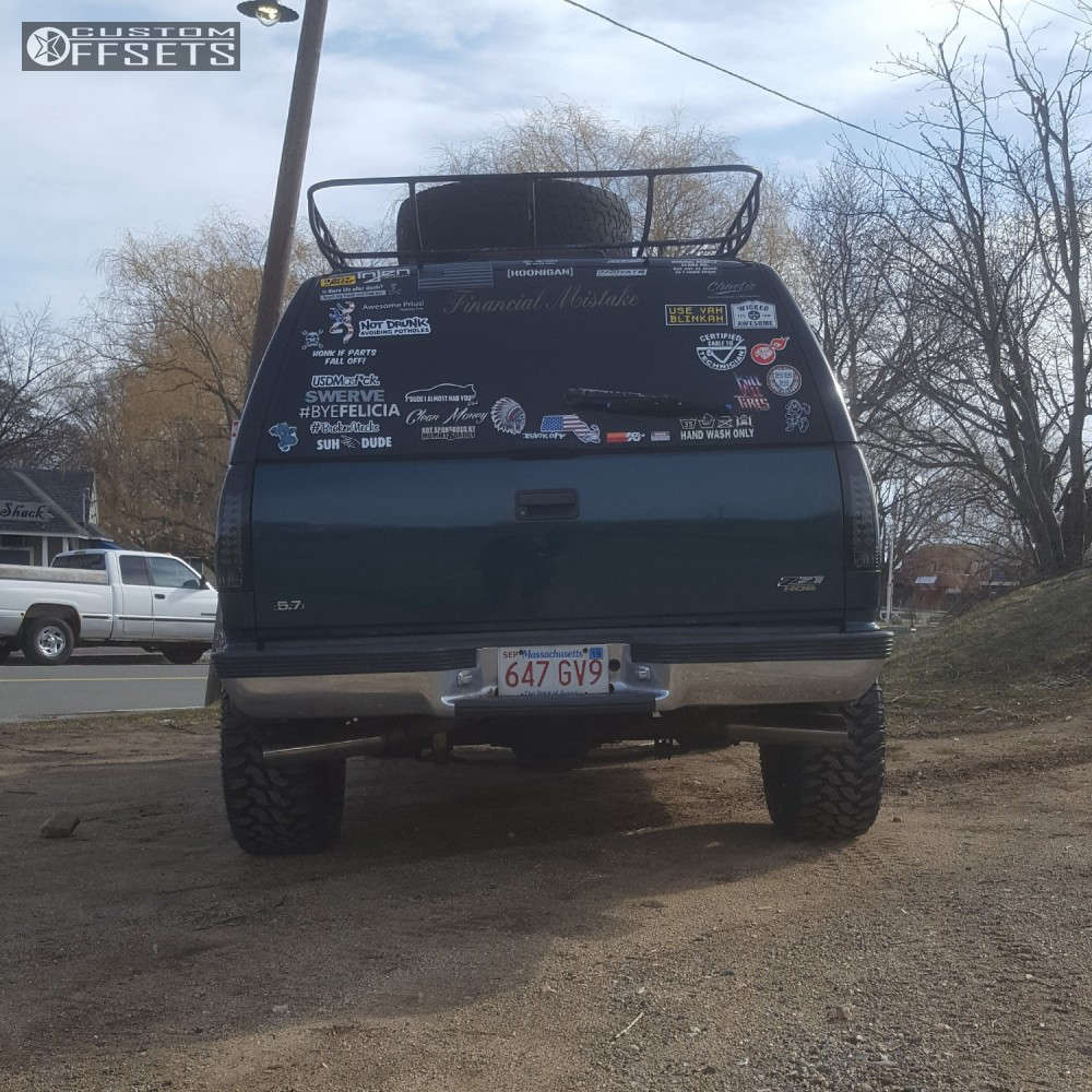 1997 Chevrolet Tahoe with 18x9 -12 Method The Standard and 33/12.5R18 ...