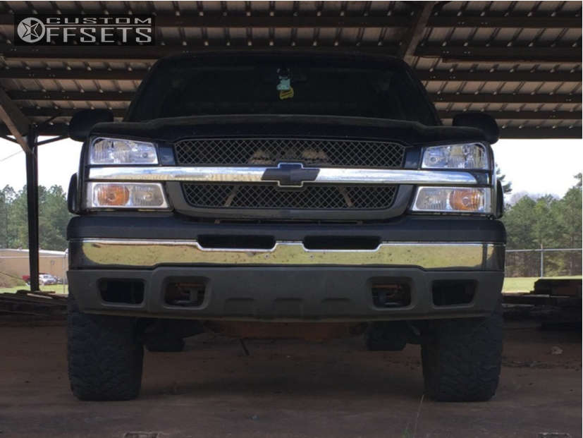 2003 Chevrolet Silverado 1500 with 18x9 15 Ultra Goliath and 33/12.5R18 ...