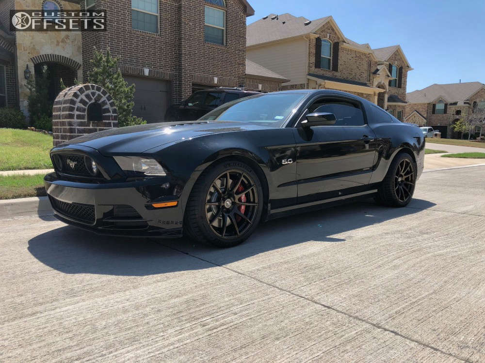 2014 Ford Mustang with 19x11 39 Forgestar Cf10 and 285/35R19 Michelin ...