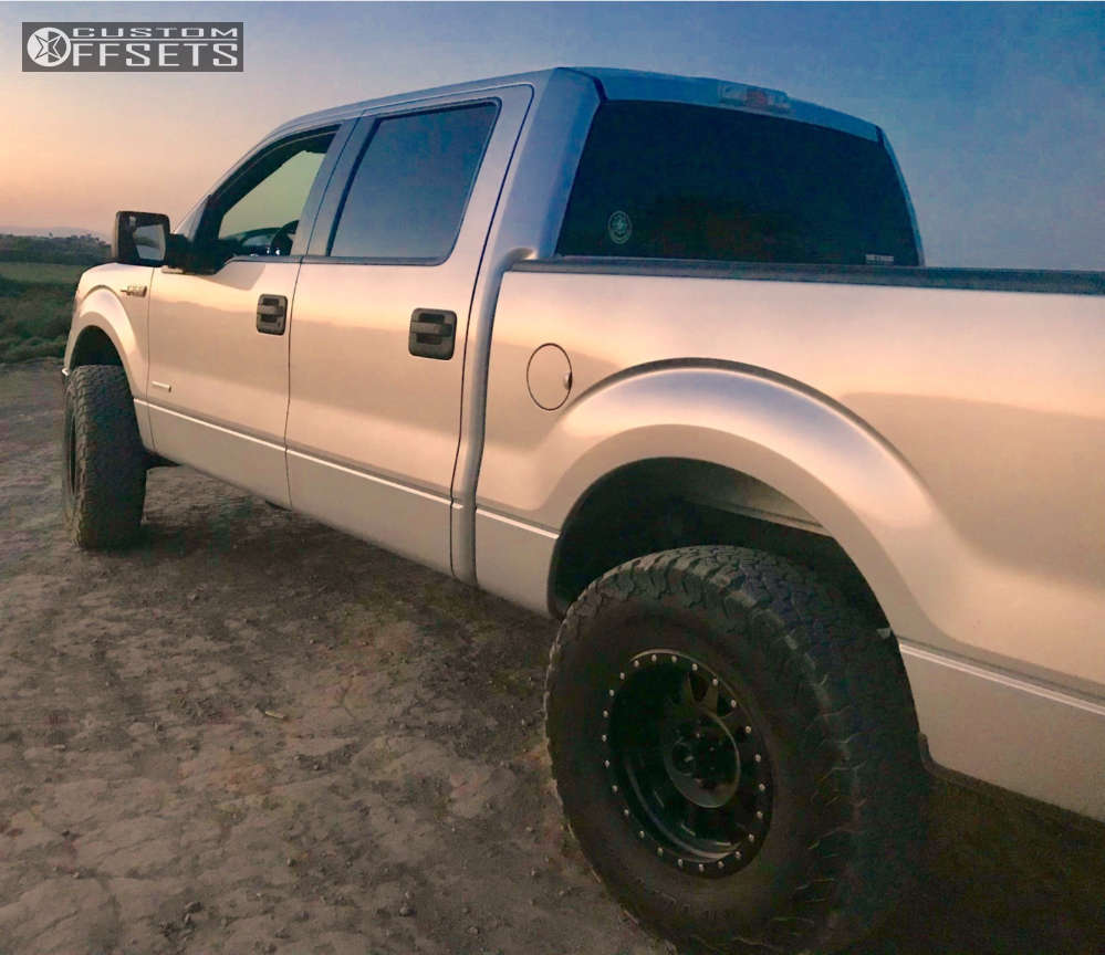 2014 Ford F-150 with 17x9 -12 Method The Standard and 315/70R17 ...