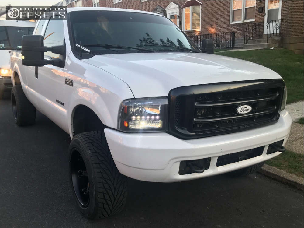 2000 Ford F-250 Super Duty with 20x12 -44 Fuel Octane and 305/50R20 ...