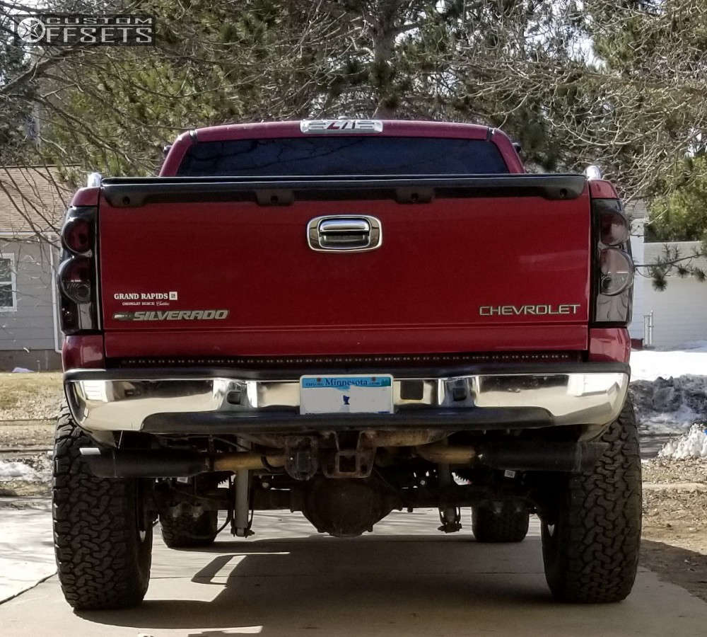 2004 Chevrolet Silverado 1500 with 17x8 -13 Tuff T01 and 315/70R17 ...