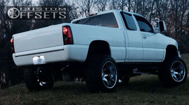 2002 Chevrolet Silverado 1500 with 22x14 -76 Fuel Octane and 37/13.5R22 ...