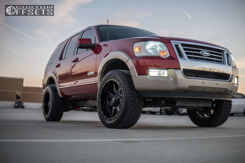 Ford Explorer Custom Wheels