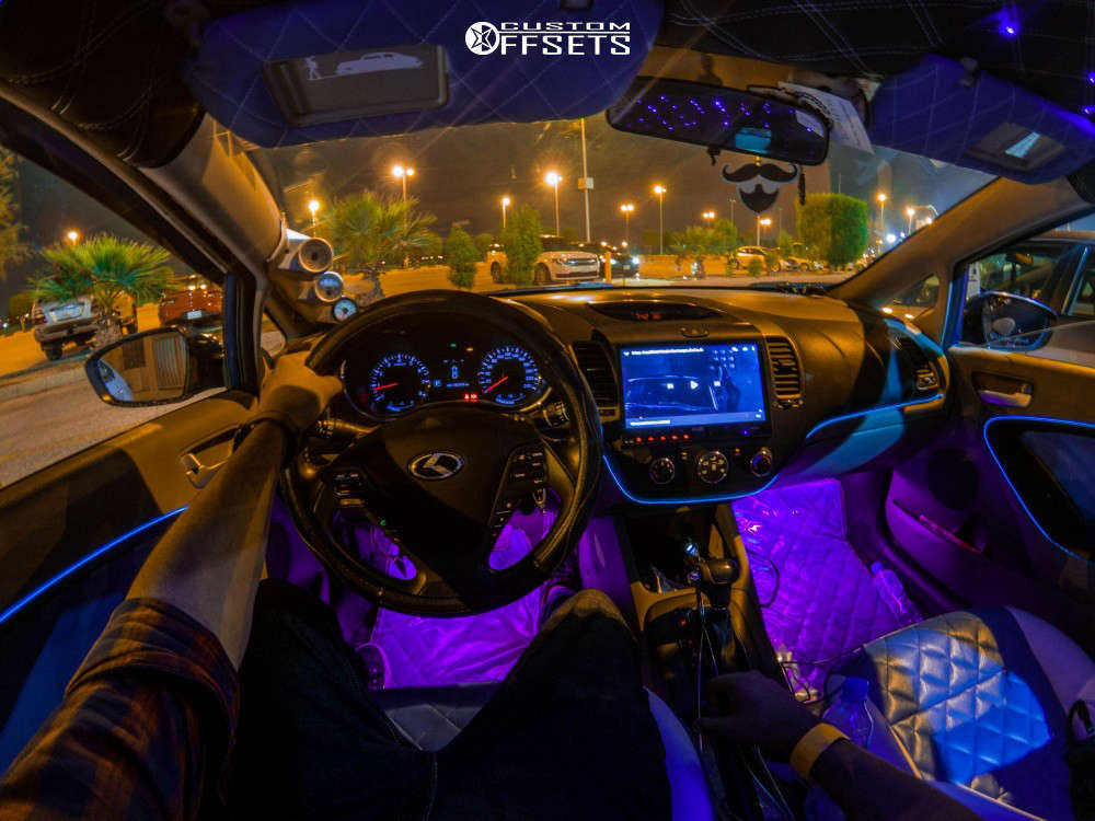 2015 Kia Forte Koup with 20x10.5 30 XXR 521 and 235/35R20 Hankook ...