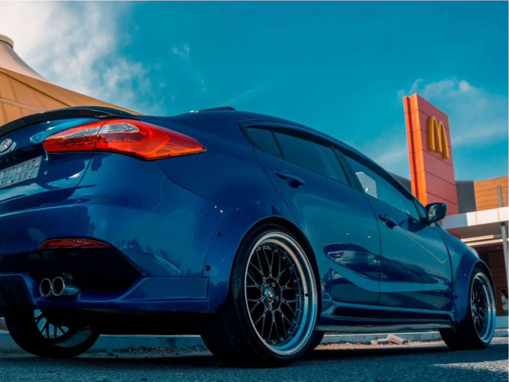 2015 Kia Forte Koup with 20x10.5 30 XXR 521 and 235/35R20 Hankook ...