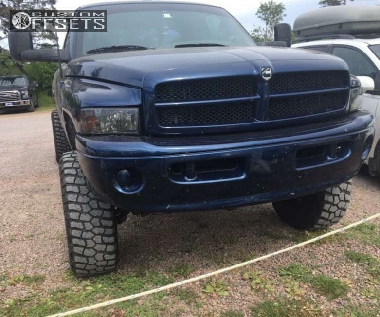 2001 Dodge Ram 2500 with 17x9 -12 Mayhem Rampage and 37/12.5R17 ...