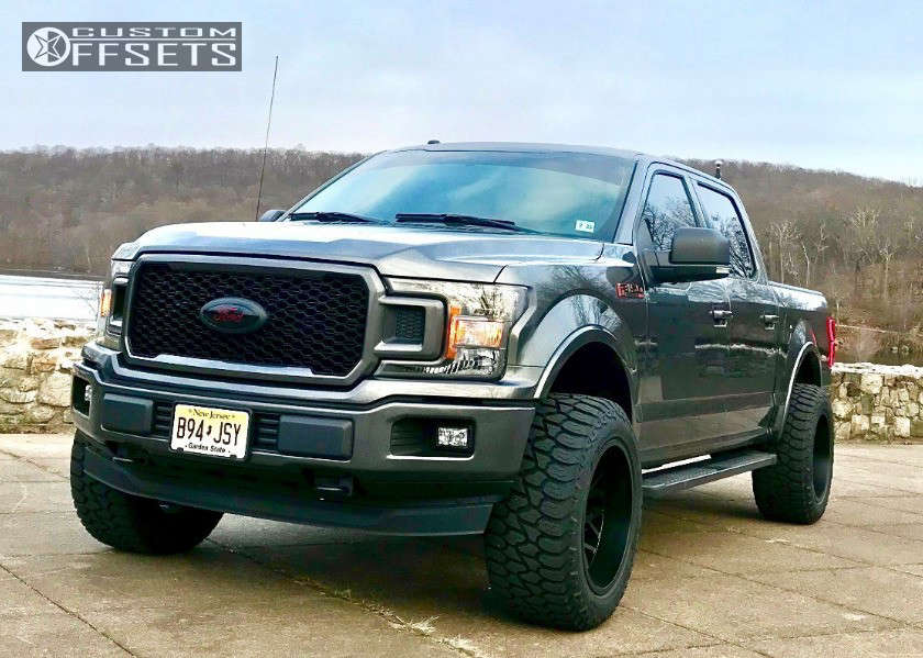 2018 Ford F-150 with 20x12 -51 Toxic Punisher and 305/55R20 AMP Terrain ...