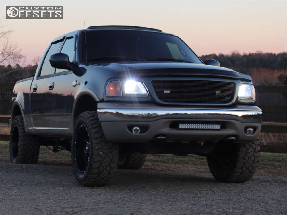 2002 Ford F-150 with 20x10 -24 Fuel Maverick and 305/55R20 Cooper ...