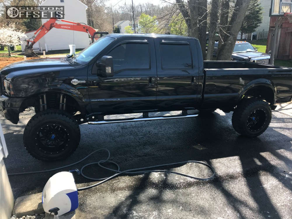 2007 Ford F-350 Super Duty with 20x12 -44 Havok H109 and 37/13.5R20 ...