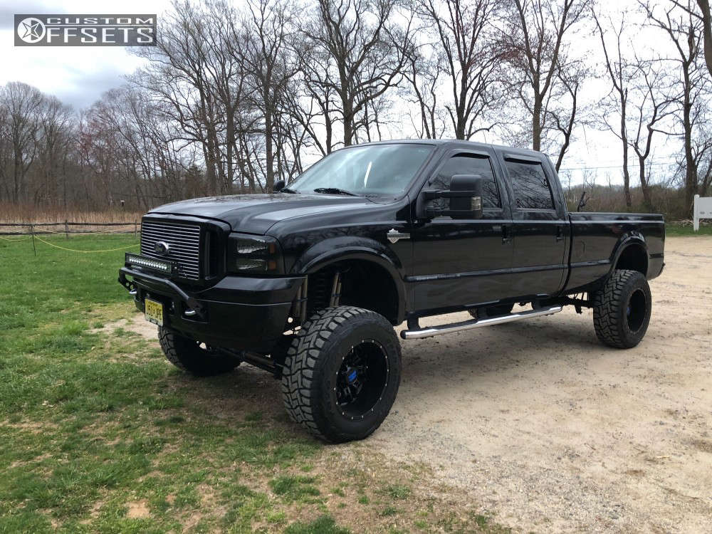 2007 Ford F-350 Super Duty with 20x12 -44 Havok H109 and 37/13.5R20 ...
