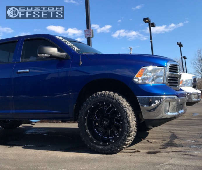 2017 Ram 1500 with 20x12 -44 RBP Glock and 33/12.5R20 Federal Couragia ...