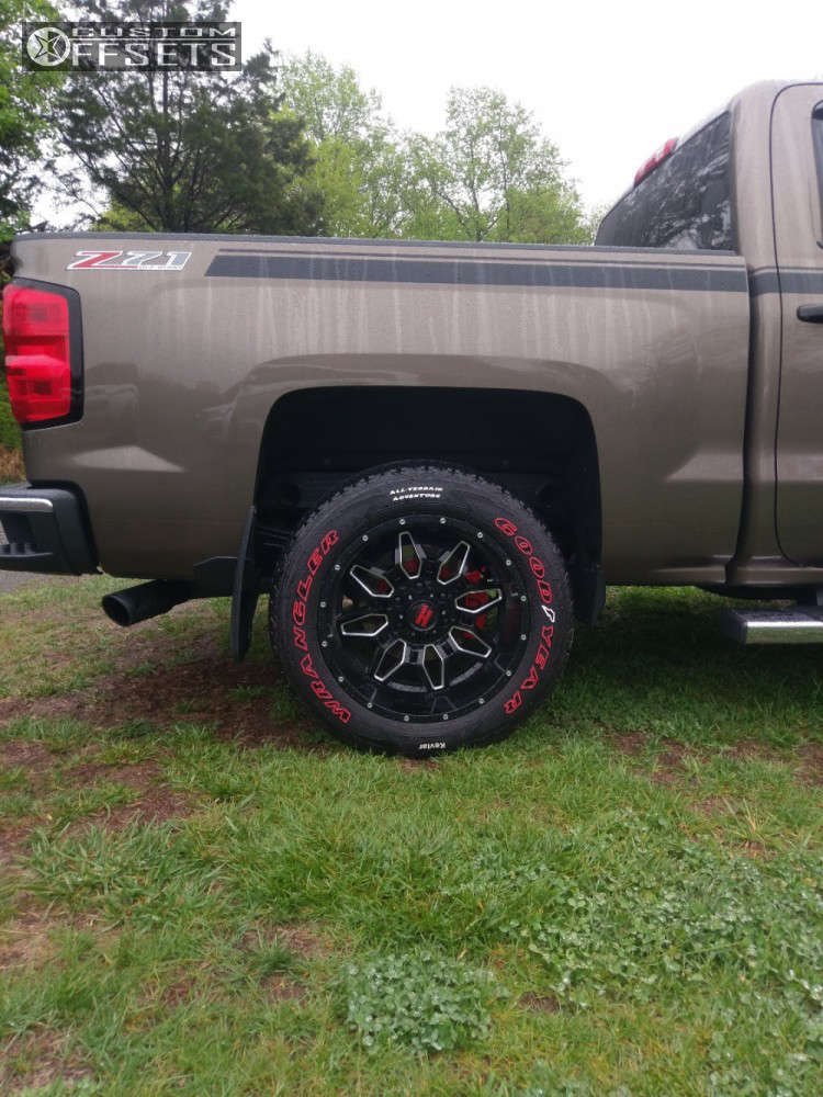2014 Chevrolet Silverado 1500 with 20x10 -24 Havok H109 and 275/55R20 ...
