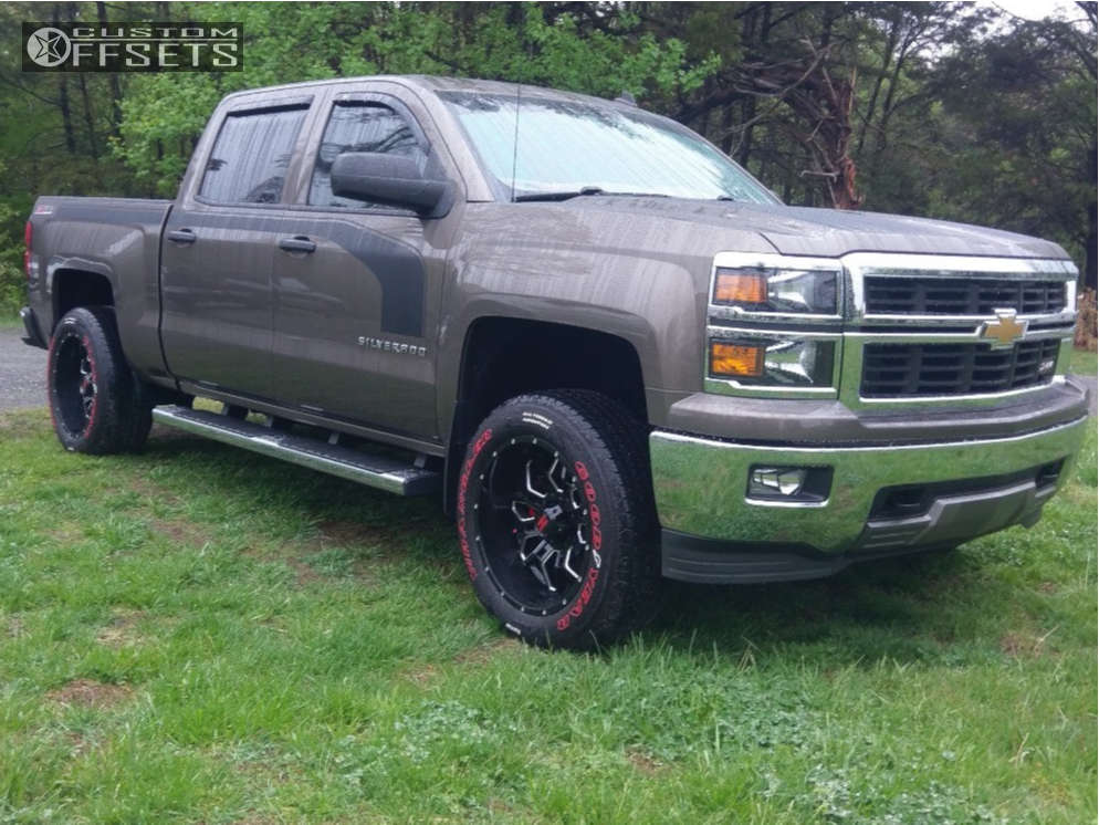 2014 Chevrolet Silverado 1500 with 20x10 -24 Havok H109 and 275/55R20 ...