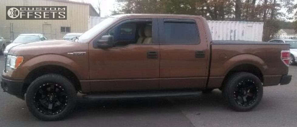 2012 Ford F-150 with 20x10 -24 Moto Metal Mo968 and 305/50R20 Goodyear ...