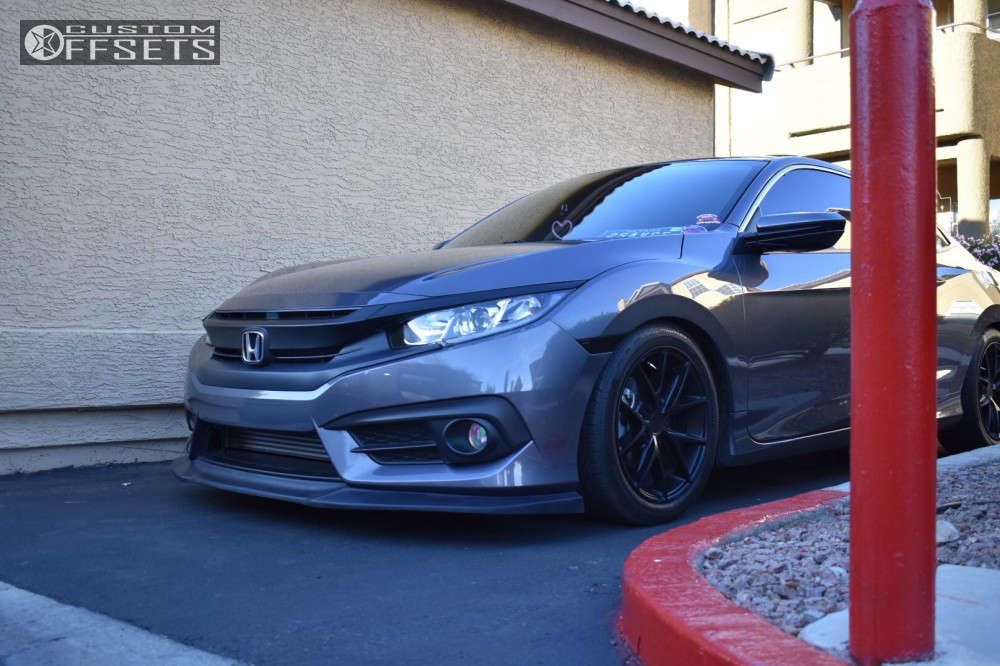 2016 Honda Civic with 17x8 40 Niche Misano and 235/35R17 Continental ...