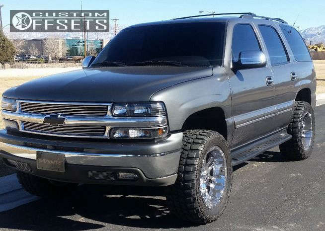 2001 Chevrolet Tahoe with 20x10 -30.7 Moto Metal Mo951 and 33/12.5R20 ...
