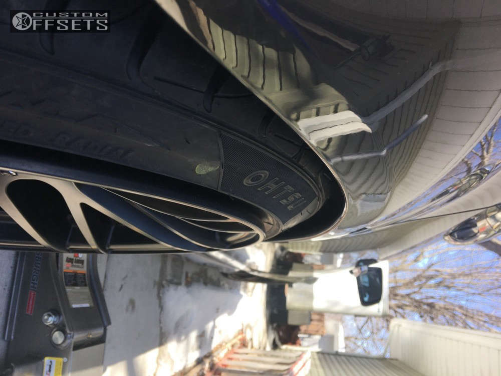 2008 Pontiac G8 with 19x9.5 22 ESR Rf1 and 235/35R19 Ohtsu Fp8000 and ...