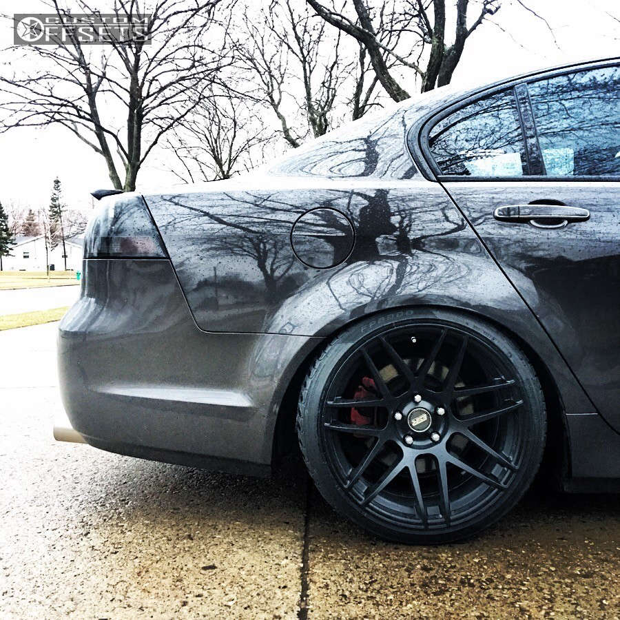 2008 Pontiac G8 with 19x9.5 22 ESR Rf1 and 235/35R19 Ohtsu Fp8000 and ...