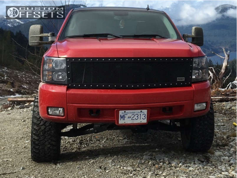 2008 Chevrolet Silverado 1500 with 20x10 -18 Fuel Flow and 305/55R20 ...