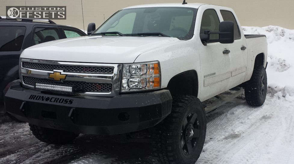 2013 Chevrolet Silverado 1500 with 18x9 XD Rockstar and 35/12.5R18 ...