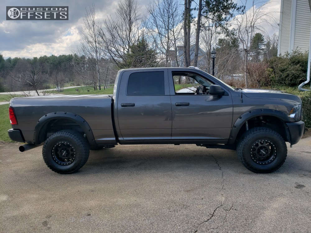 2017 Ram 2500 with 18x9 -18 Method Vex and 305/60R18 Nitto Terra ...