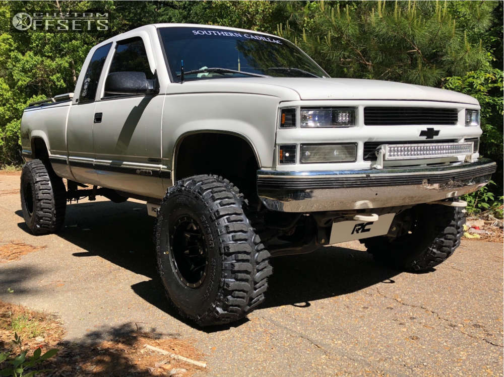 1998 Chevrolet K1500 with 15x10 -44 Fuel Lethal and 35/12.5R15 Super ...
