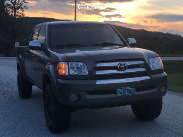 2004 Toyota Tundra with 17x8 American Racing ATX Crawl and 285/70R17 ...