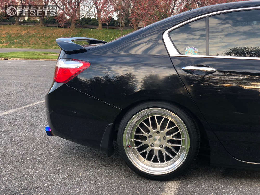 2015 Honda Accord with 18x9.5 35 ESR Sr05 and 225/40R18 Lionhart A/t ...