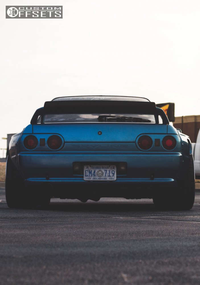 1992 Nissan Skyline R32 with 18x10 0 BBS and 265/35R18 Achilles A/t ...