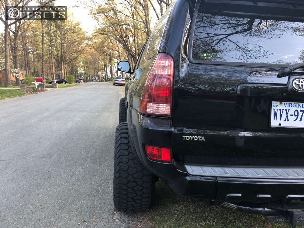 2005 Toyota 4Runner with 18x12 -40 Fuel Hostage D531 and 305/60R18 AMP ...