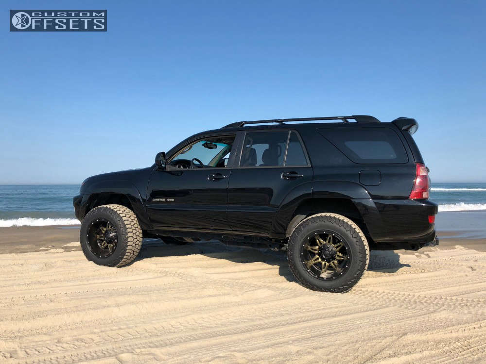 2005 Toyota 4Runner with 18x12 -40 Fuel Hostage D531 and 305/60R18 AMP ...