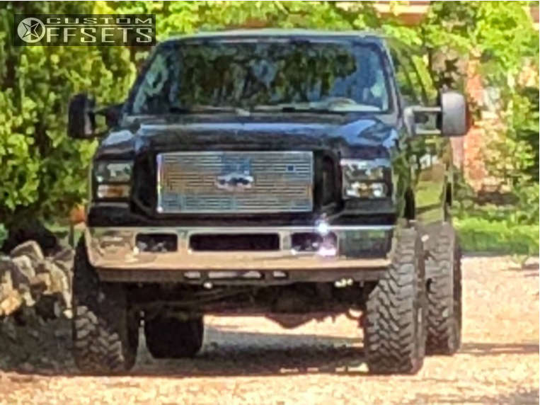2005 Ford Excursion with 20x10 -24 Method Nv and 37/13.5R20 Toyo Tires ...