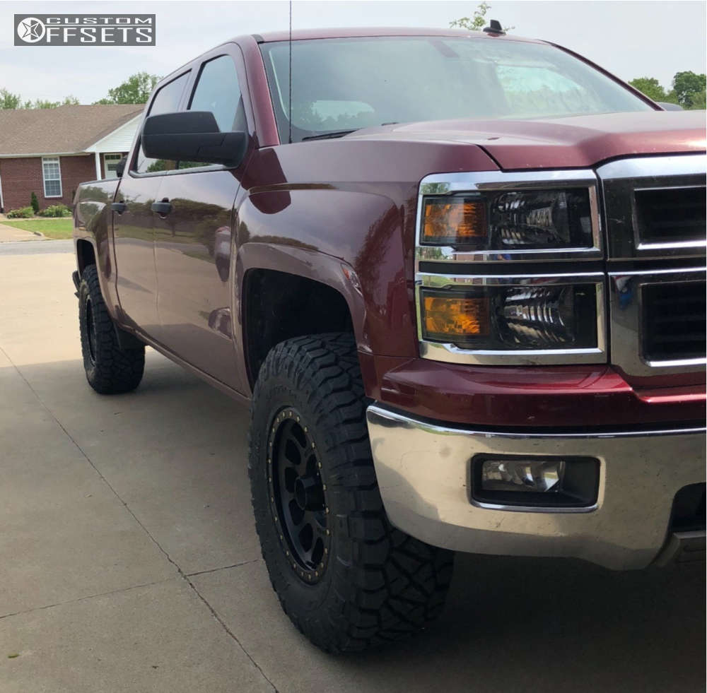 2014 Chevrolet Silverado 1500 with 17x8.5 0 Method Nv and 295/70R17 ...