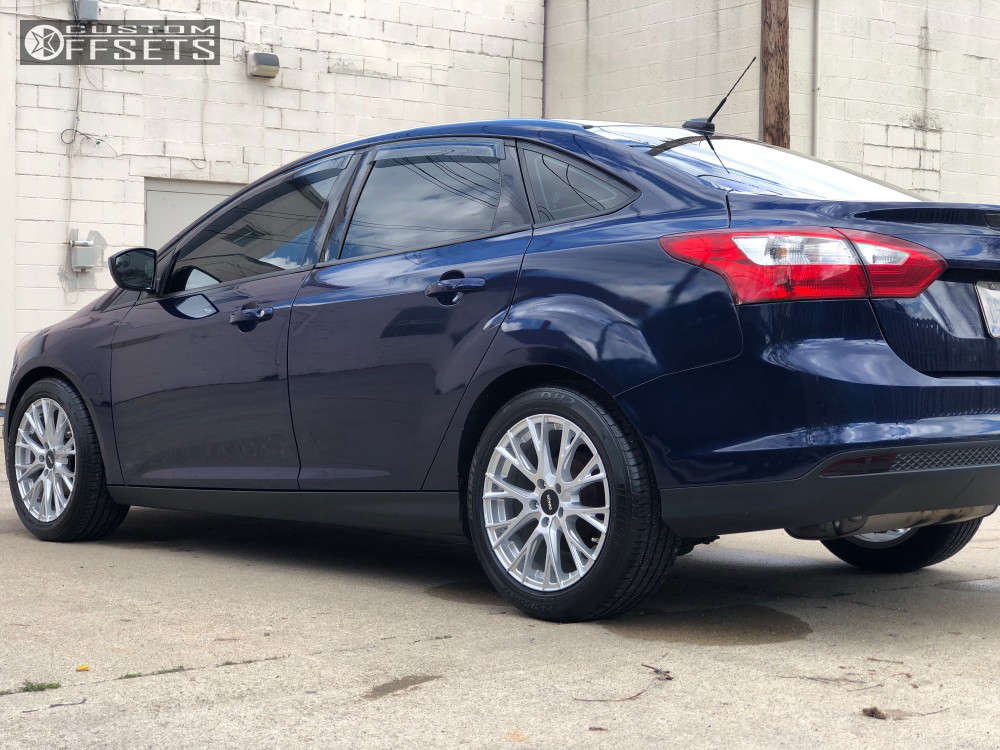 2012 Ford Focus with 17x8 40 Konig Interflow and 225/50R17 Delinte Dh2 ...
