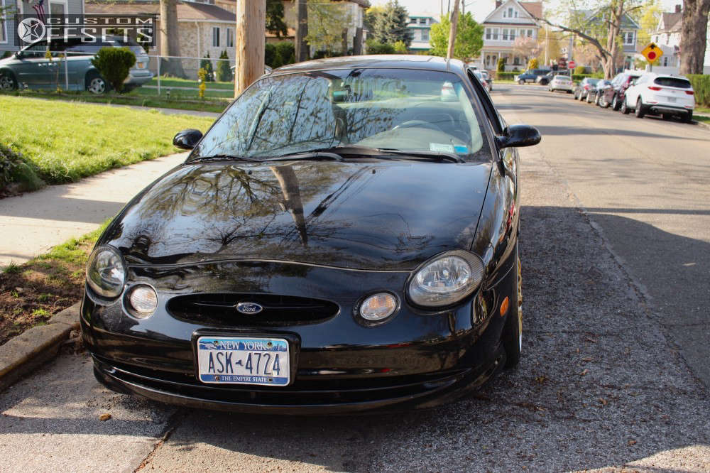 1998 Ford Taurus with 18x8.5 45 Rotiform Lsr and 225/40R18 Nitto Neo ...