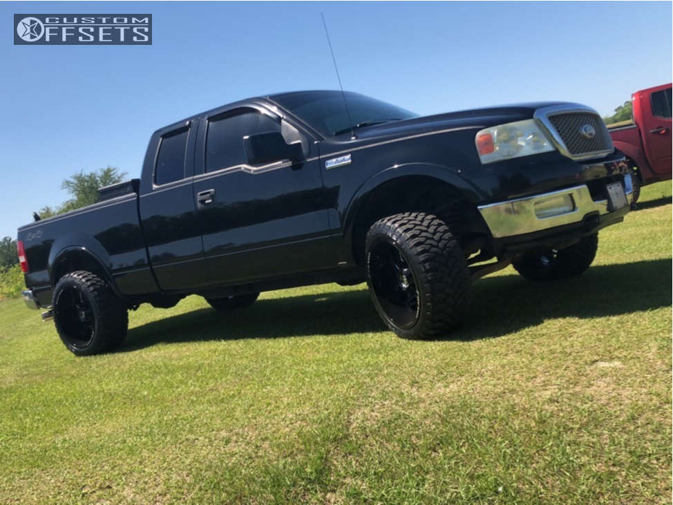 2004 Ford F-150 with 22x12 -44 XF Offroad 203 and 33/12.5R22 Comforser ...