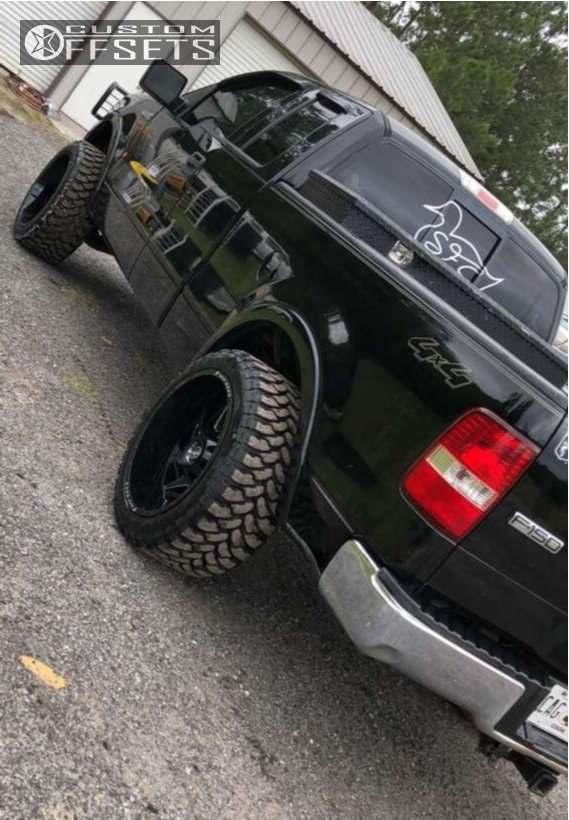 2004 Ford F-150 with 22x12 -44 XF Offroad 203 and 33/12.5R22 Comforser ...