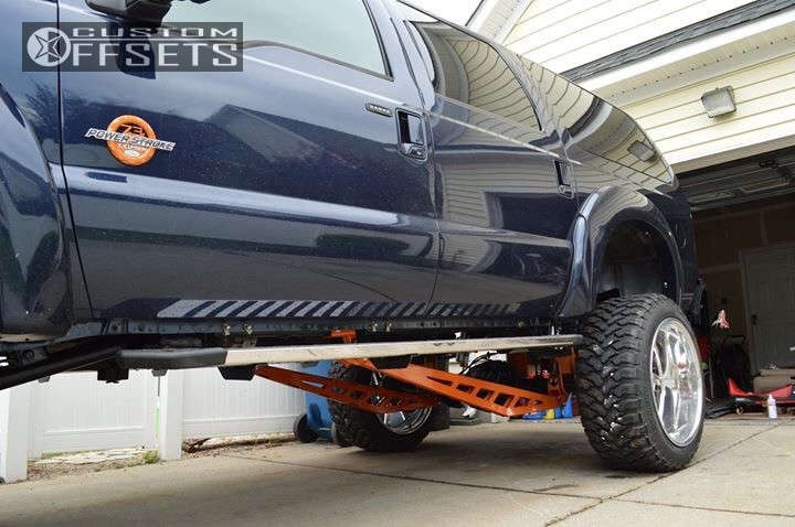 2002 Ford Excursion with 24x14 -70 Centerline Forged Ft1 and 37/13.5R24 ...