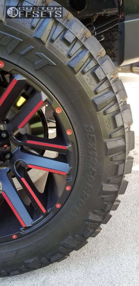 2018 Chevrolet Silverado 1500 with 20x10 -24 Moto Metal MO978 and 35/12 ...