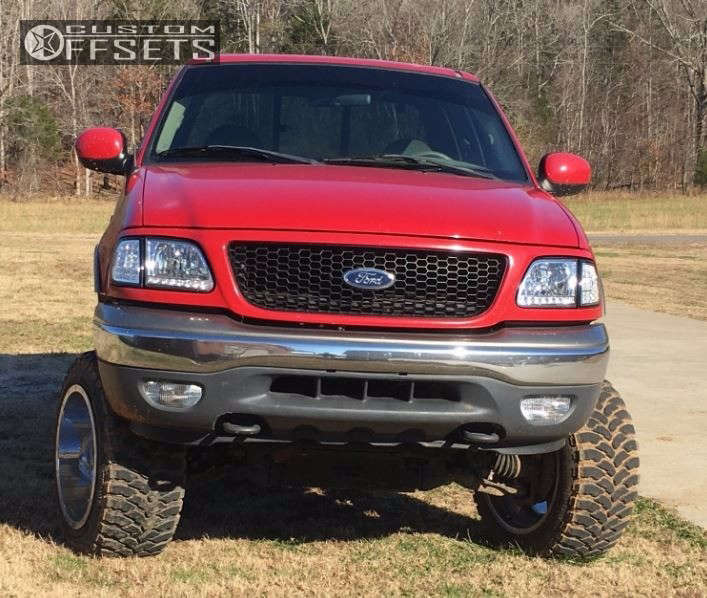 2001 Ford F-150 with 20x12 -44 Fuel Maverick D536 and 33/12.5R20 RBP ...