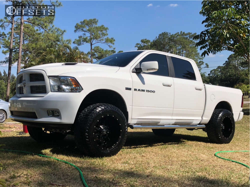 2012 Ram 1500 with 20x12 -44 TIS 535B and 35/12.5R20 AMP Terrain Attack ...