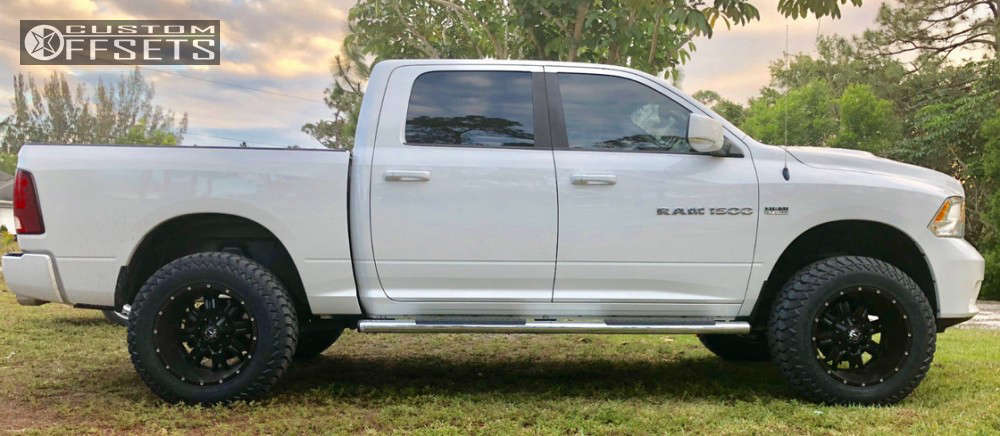 2012 Ram 1500 with 20x12 -44 TIS 535B and 35/12.5R20 AMP Terrain Attack ...