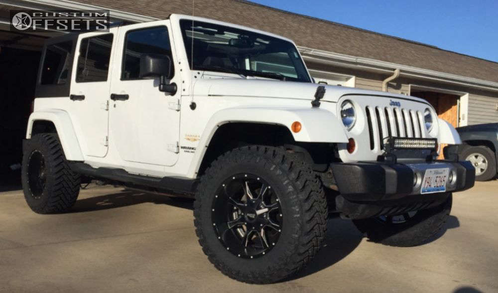 2013 Jeep Wrangler with 18x10 -24 Moto Metal MO970 and 33/12.5R18 ...