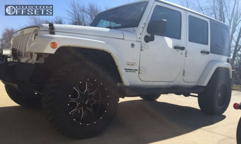 2013 Jeep Wrangler with 18x10 -24 Moto Metal MO970 and 33/12.5R18 ...
