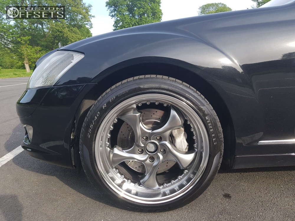 2008 Mercedes-Benz S500 with 19x9.5 30 Keskin Kt-7 and 255/40R19 Pirelli P-zero and Stock ...