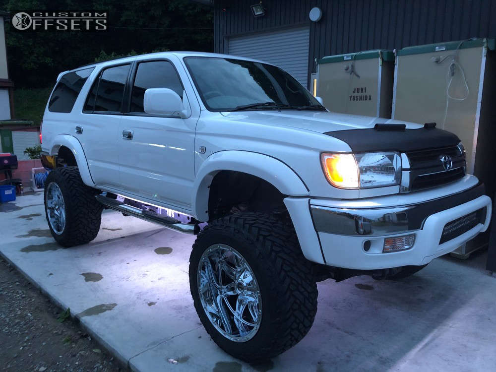 2000 Toyota 4Runner with 20x12 -44 Fuel Hostage D530 and 33/12.5R20 ...