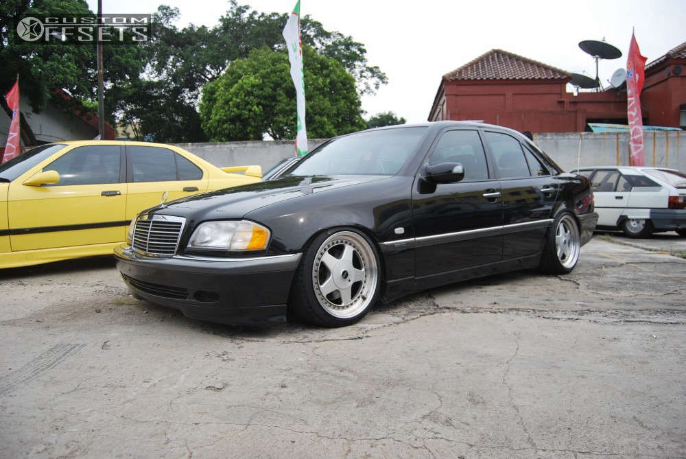 2000 Mercedes-Benz C230 with 17x8 35 OZ Racing Futura and 205/40R17 ...