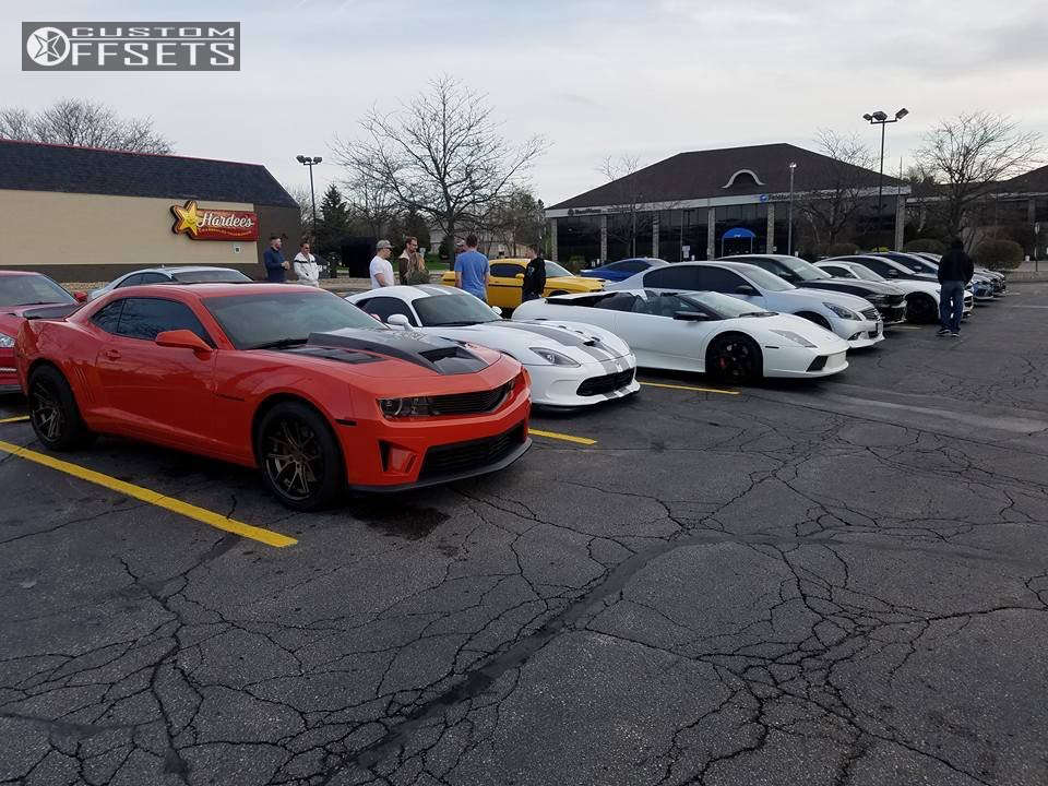 2010 Chevrolet Camaro with 20x9 20 Ferrada FR2 and 245/40R20 General G ...