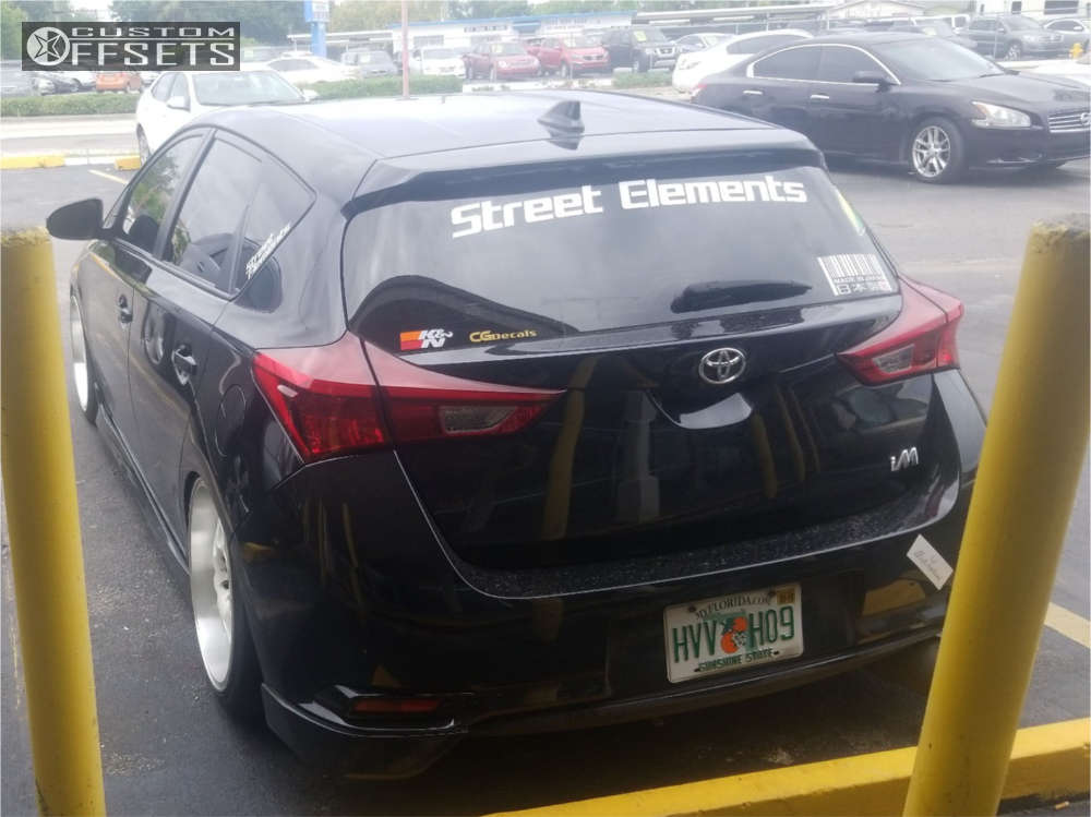 2017 Toyota Corolla IM with 18x8.5 30 STR 514 and 225/35R18 Douglas and ...